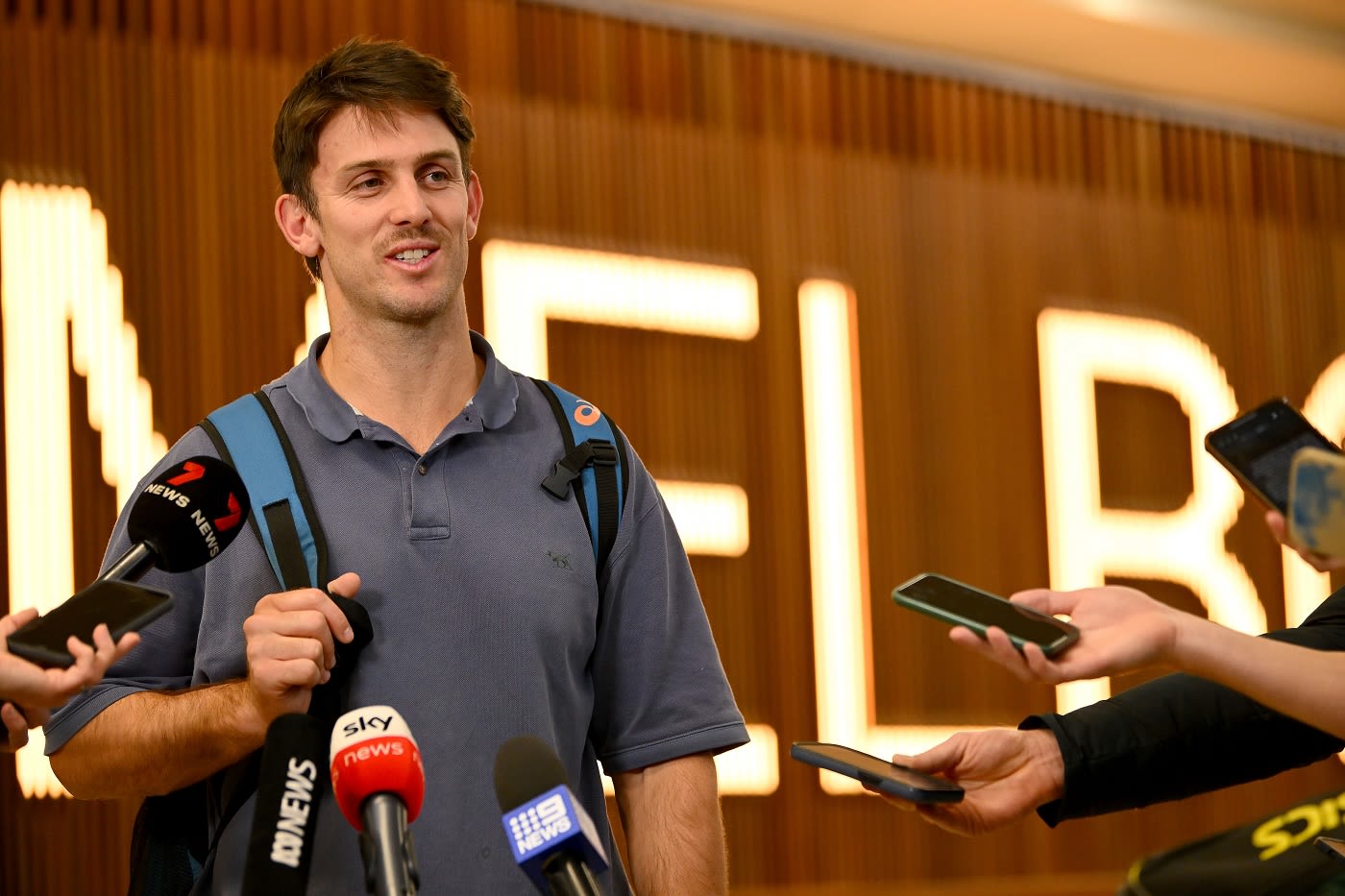 Mitchell Marsh fronts up to the media on his return back to Australia ...