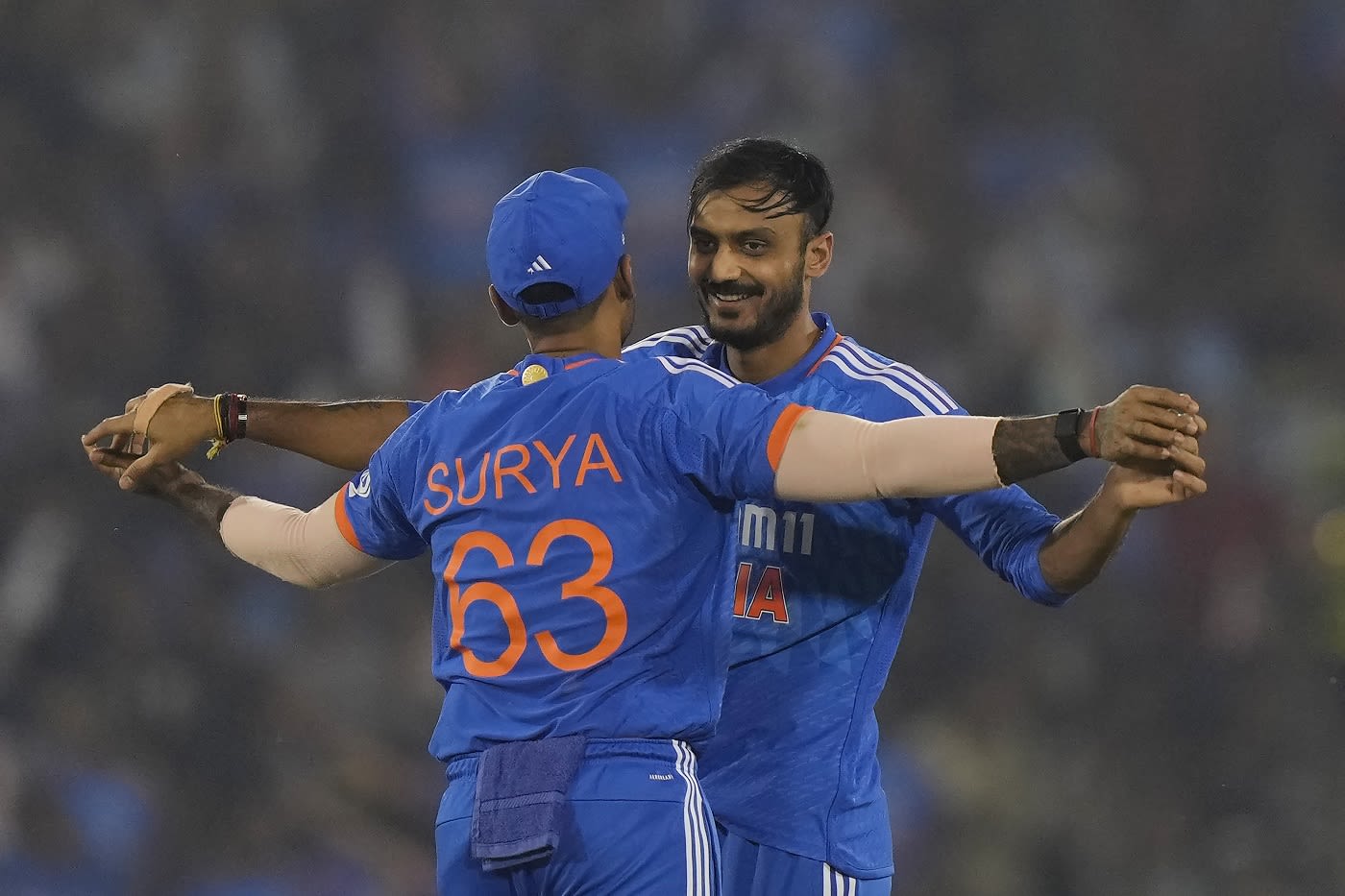 With figures of 3 for 16, Axar Patel made Suryakumar Yadav's life easier | ESPNcricinfo.com