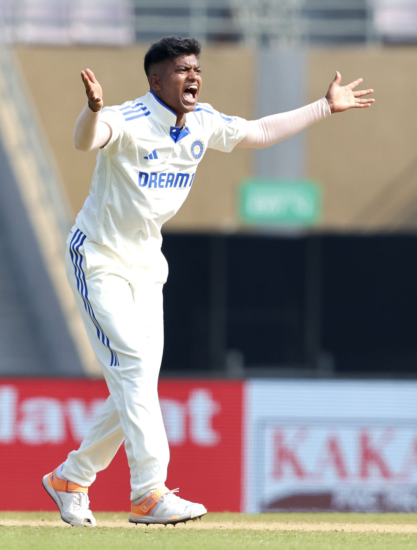 Pooja Vastrakar goes up in appeal - it worked, Heather Knight was out ...