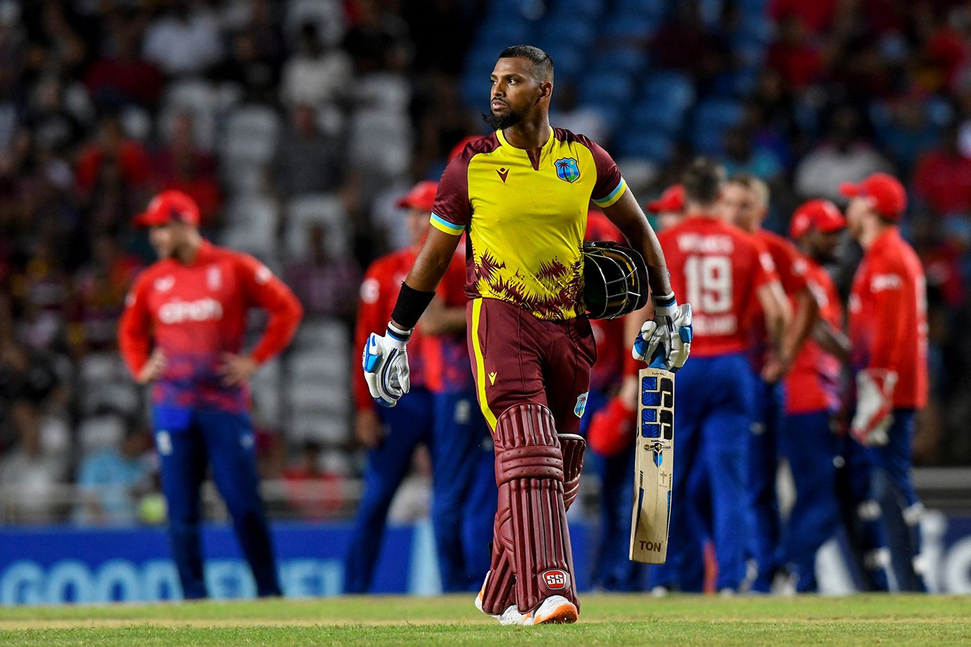Nicholas Pooran fell to the first ball of Sam Curran's spell ...