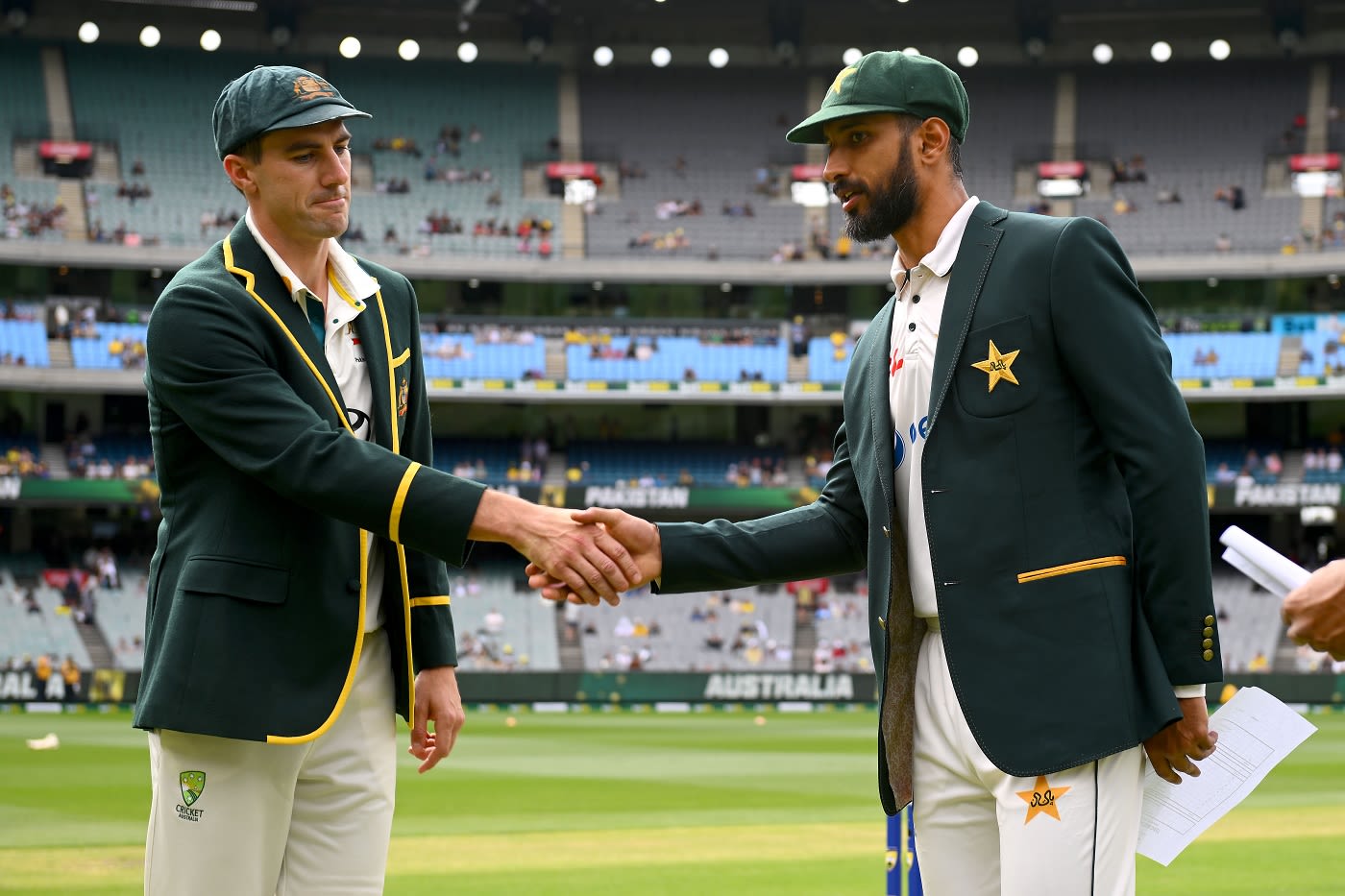 Pat Cummins and Shan Masood at the toss | ESPNcricinfo.com