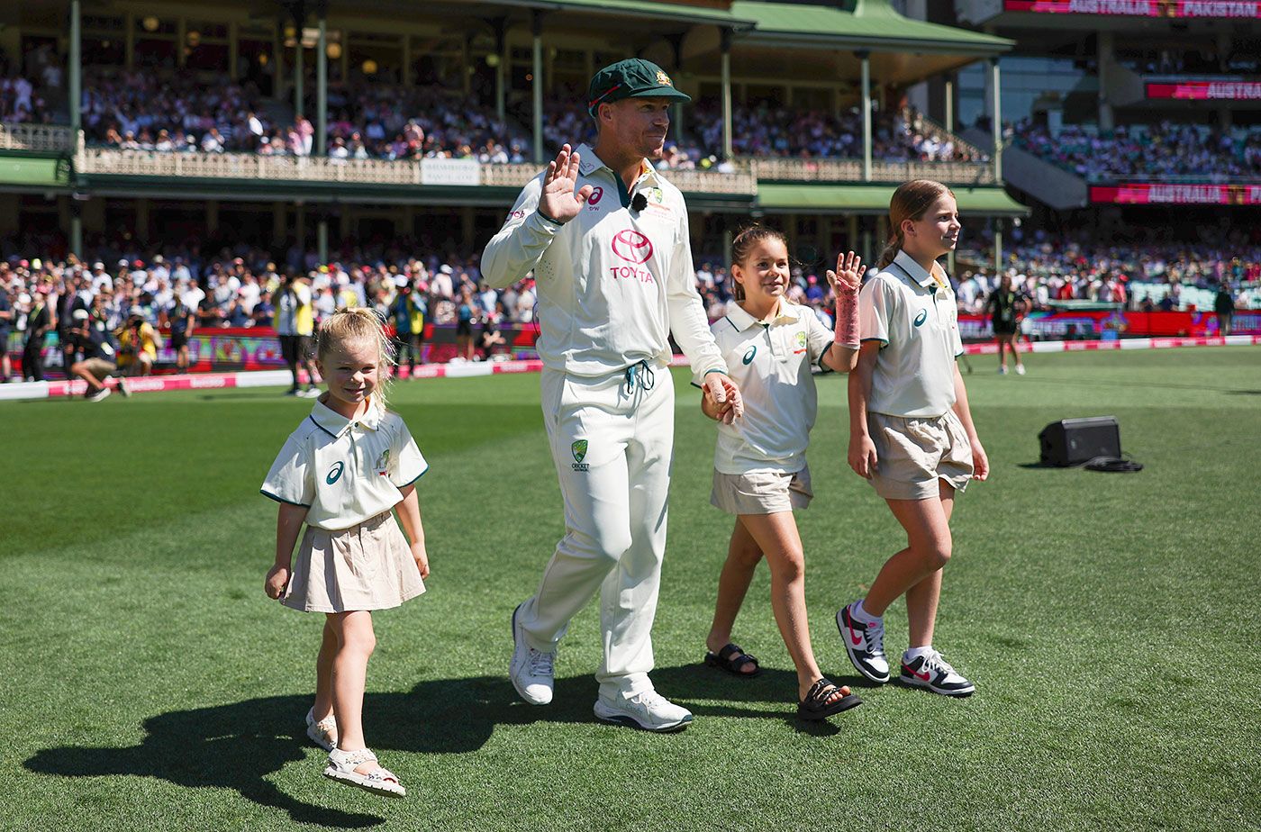 David Warner walks out with his daughters for his final Test ...