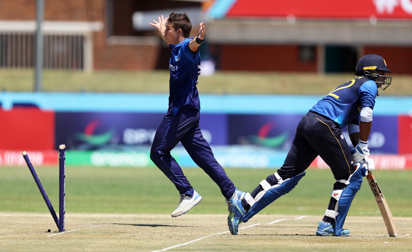Zacheo van Vuuren took four wickets in his first seven overs ...