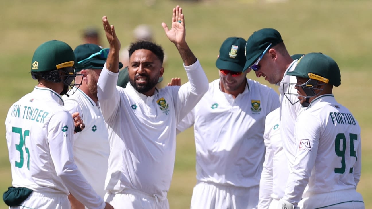 NZ vs SA - 2nd Test - What happens to the members of this South African ...