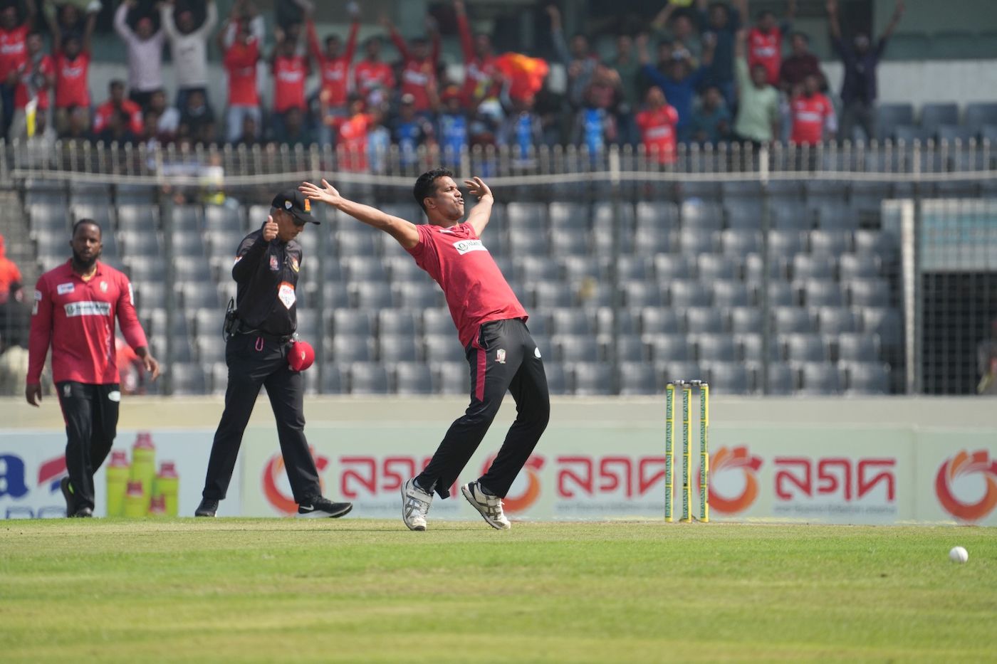 Mohammad Saifuddin struck first ball | ESPNcricinfo.com Mohammad Saifuddin struck first ball | ESPNcricinfo.com
