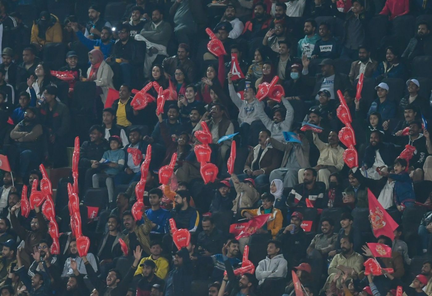 Fans from Rawalpindi enjoy an evening at the PSL | ESPNcricinfo.com