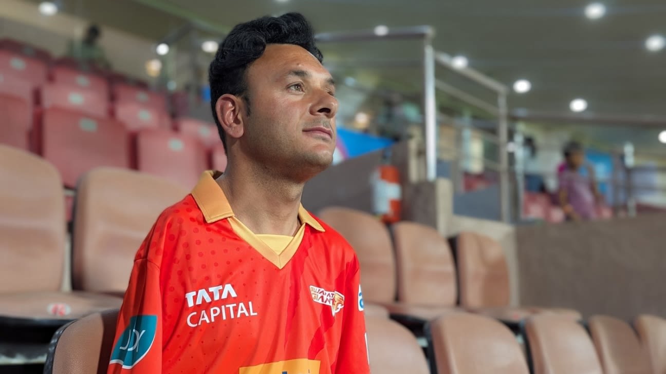 How Amir Hussain Lone taught himself to play cricket after losing his ...
