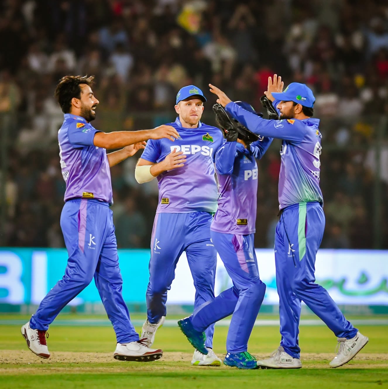 Khushdil Shah is congratulated after a wicket | ESPNcricinfo.com Khushdil Shah is congratulated after a wicket | ESPNcricinfo.com
