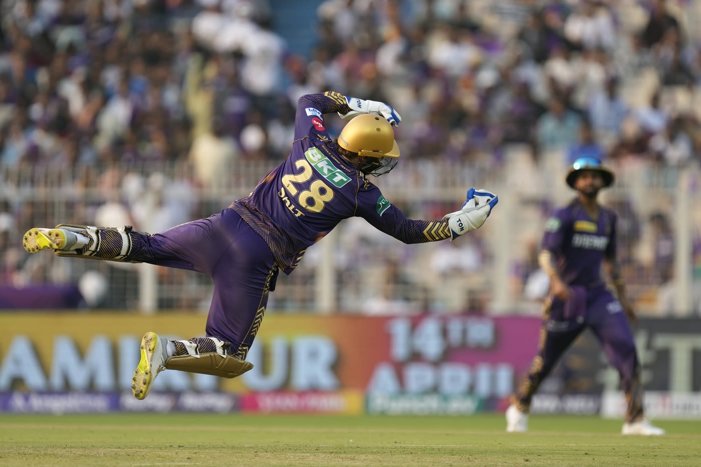 Phil Salt in full form - with gloves and bat | ESPNcricinfo.com