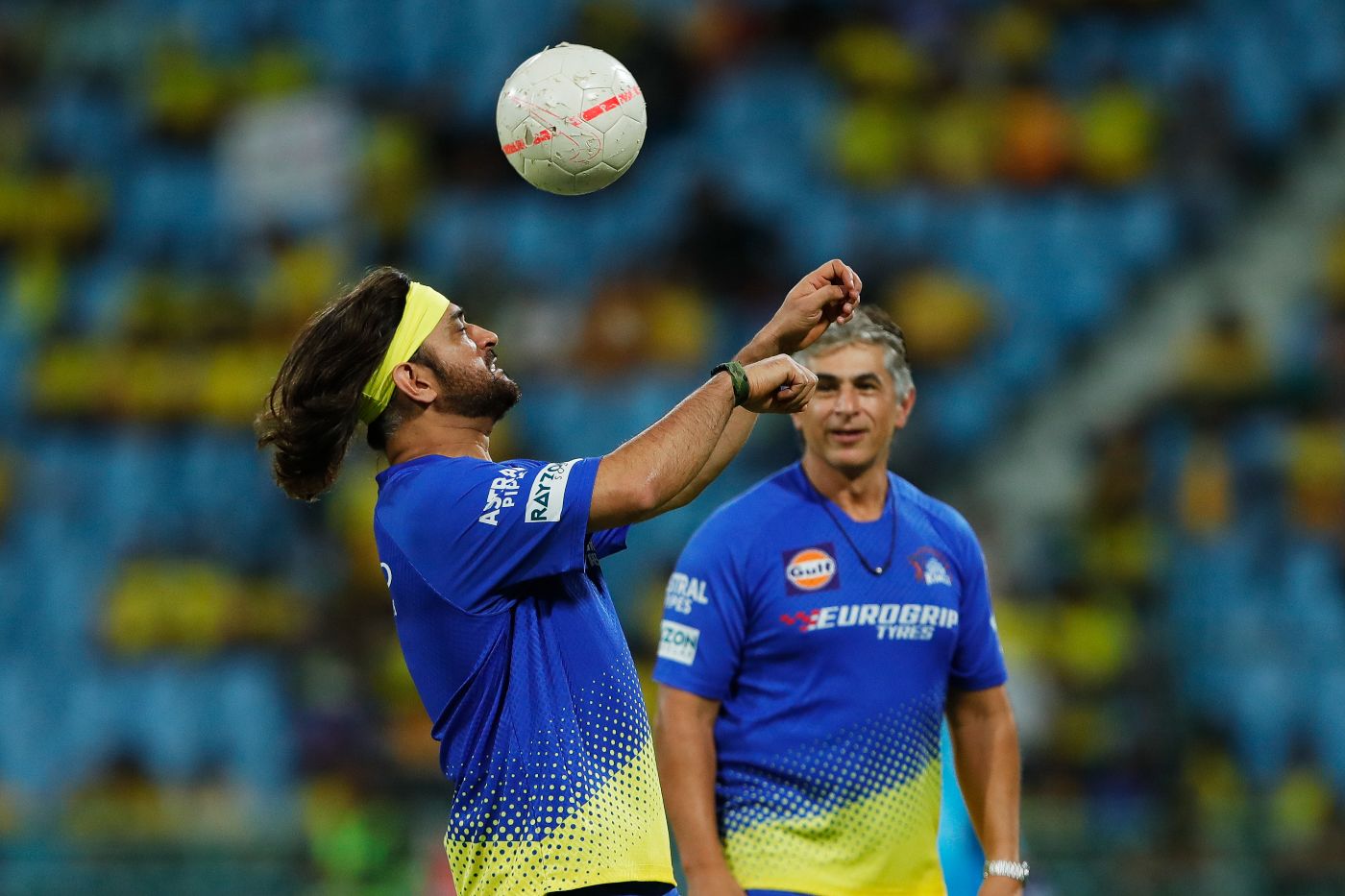 MS Dhoni gets his head in the game | ESPNcricinfo.com