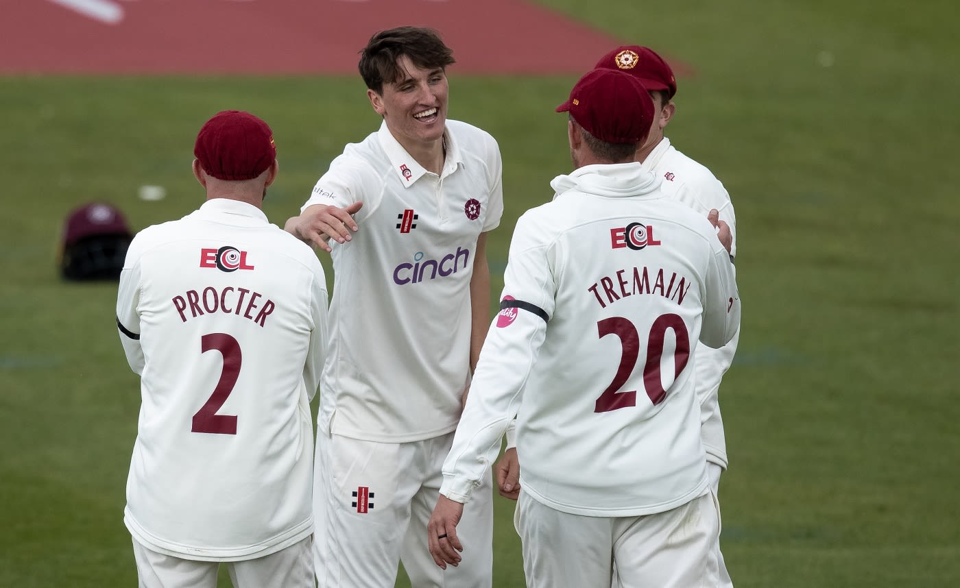 Raphael Weatherall helped reduce Glamorgan to 27 for 4 | ESPNcricinfo.com