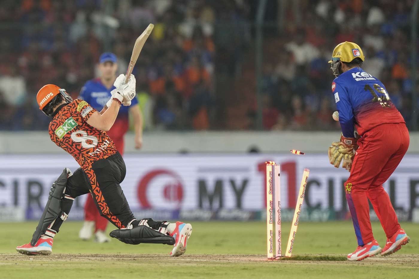 Nitish Kumar Reddy Went For The Reverse Hit And Was Bowled 