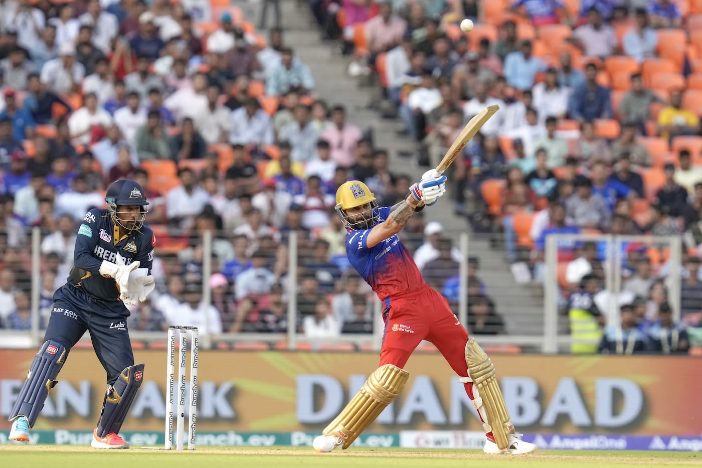 Virat Kohli smacked consecutive sixes off Sai Kishore | ESPNcricinfo.com