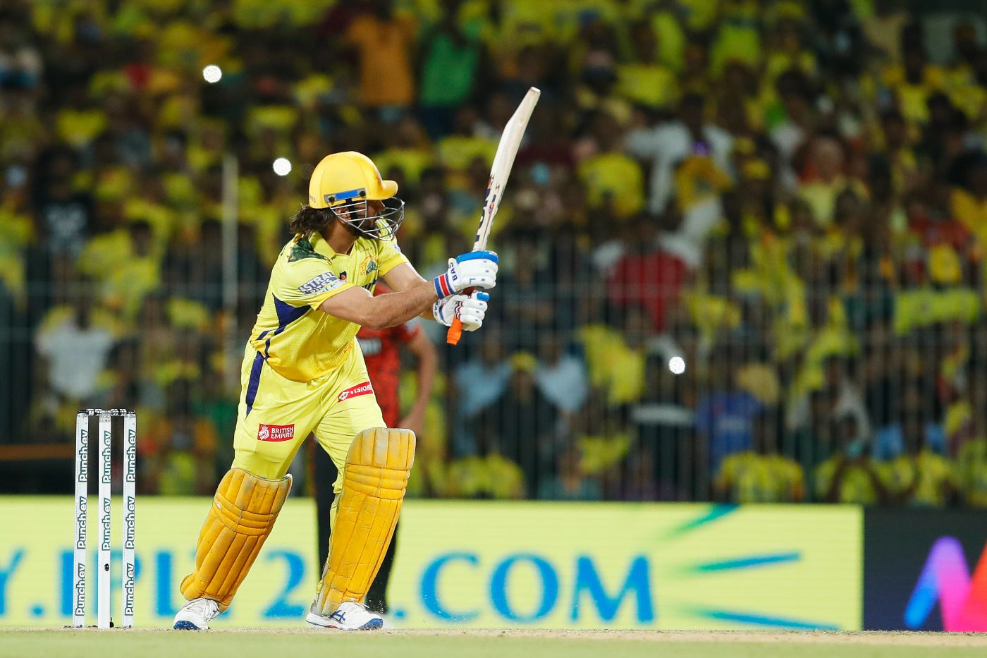 MS Dhoni whipped a first-ball four | ESPNcricinfo.com