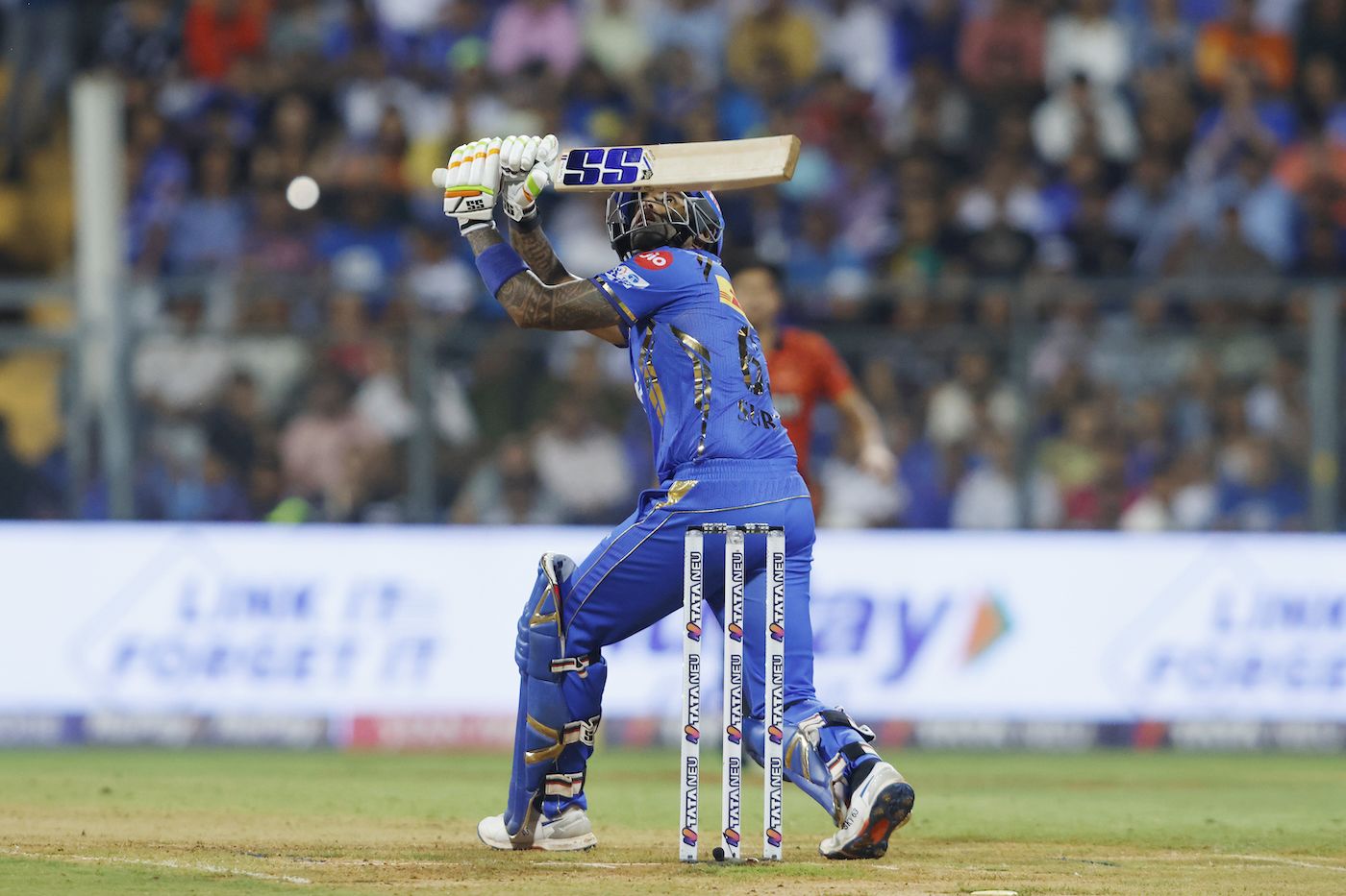 Suryakumar Yadav batted as if the match situation didn't matter to him ... Suryakumar Yadav batted as if the match situation didn't matter to him ...
