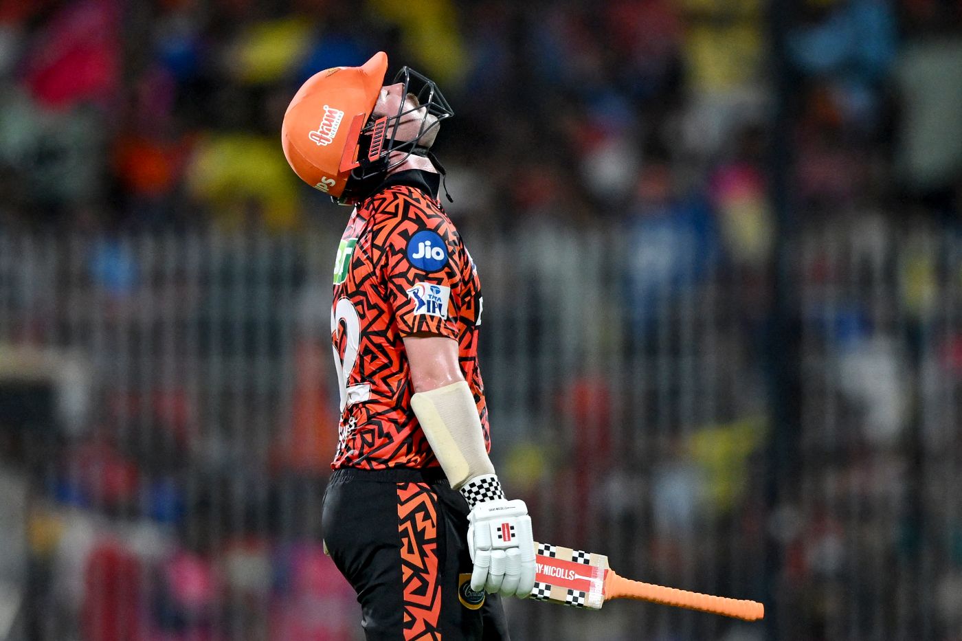 Travis Head cuts a dejected figure walking off for 34 off 28 ...