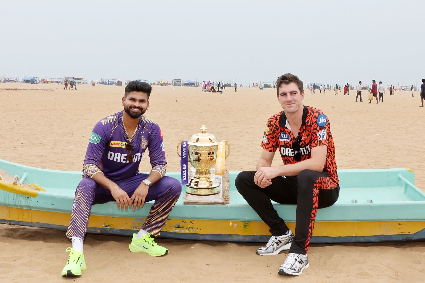 Shreyas Iyer and Pat Cummins pose with the IPL trophy at the iconic ...