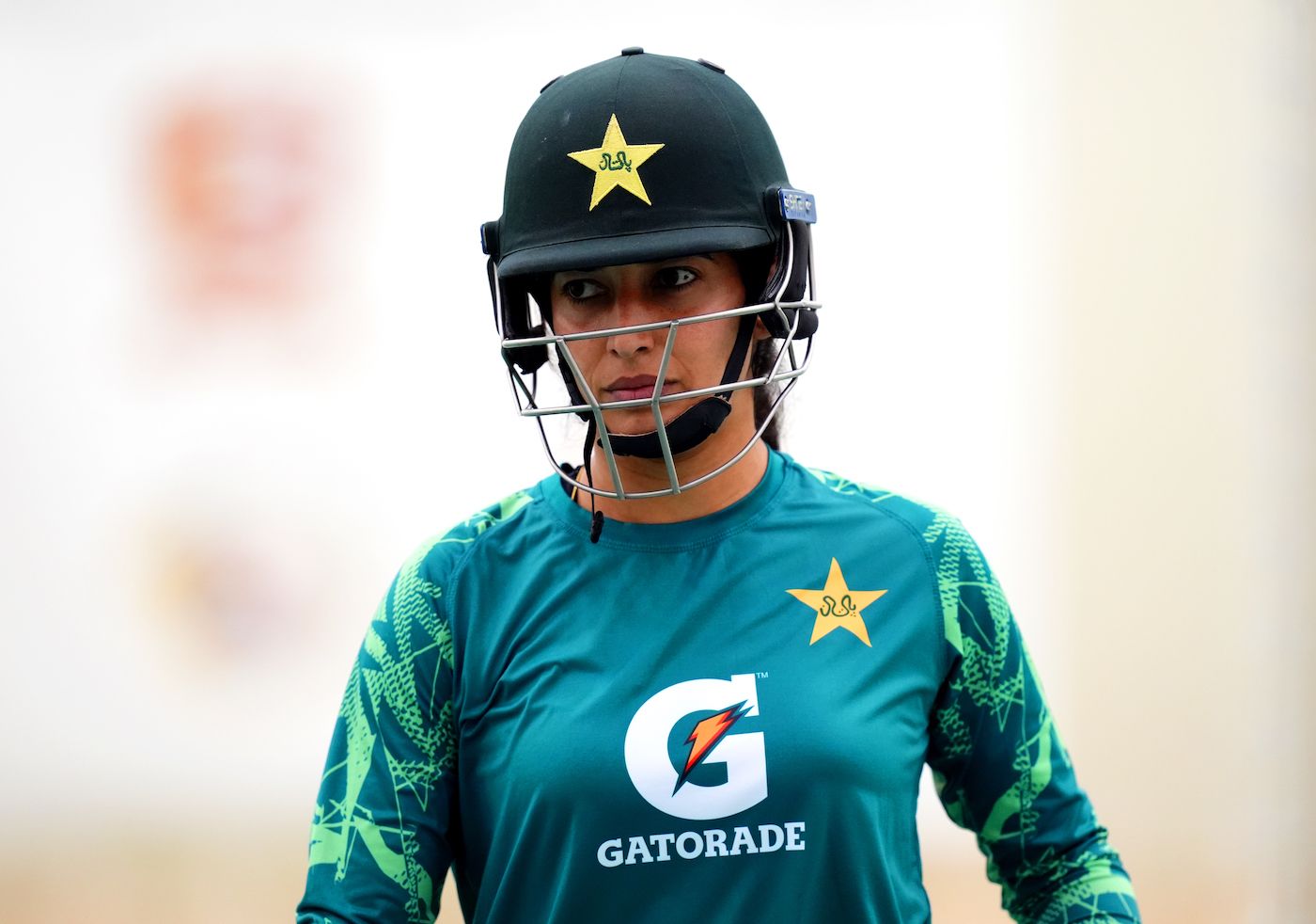Aliya Riaz goes out for a hit in the nets | ESPNcricinfo.com