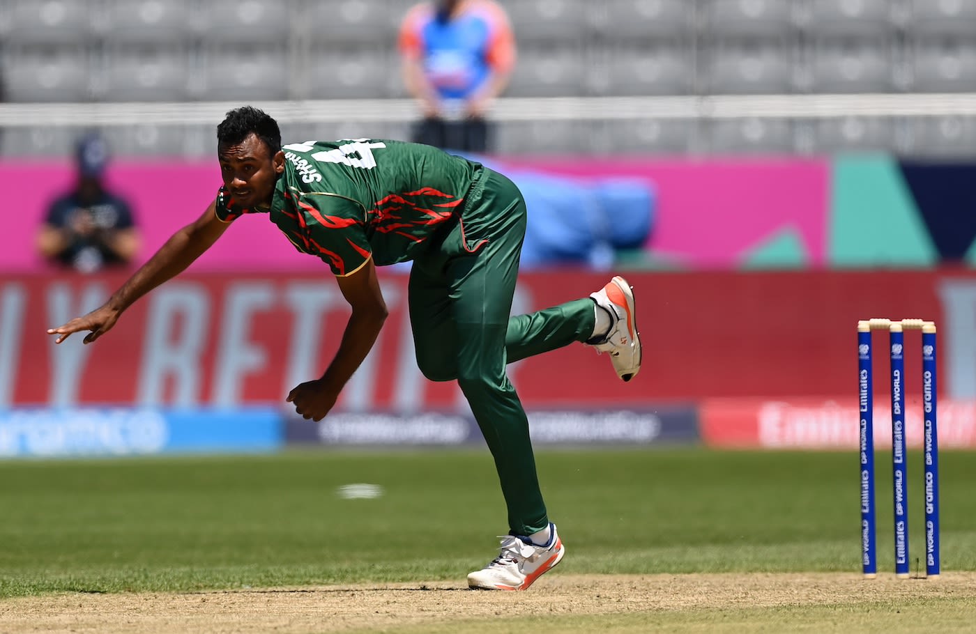 Shoriful Islam in action | ESPNcricinfo.com