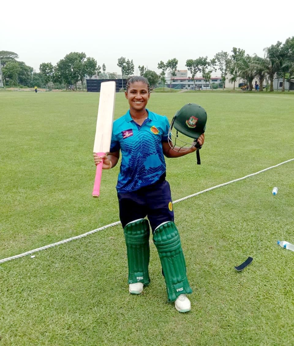 Dilara Dola, the opening batter for Abahani women's team, scored 164 ...
