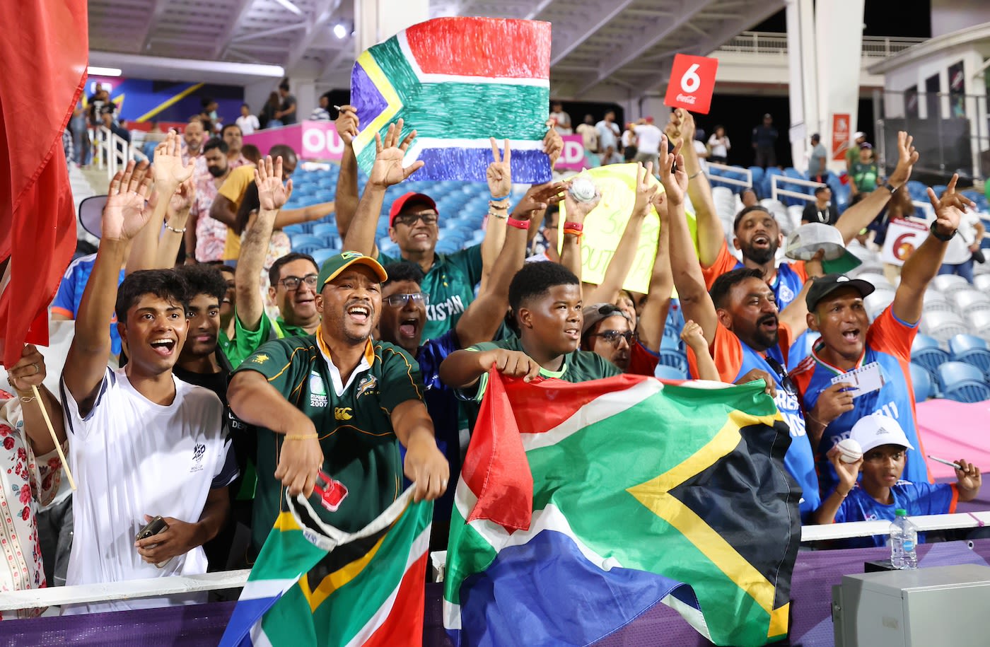 South African fans came out to support their team | ESPNcricinfo.com