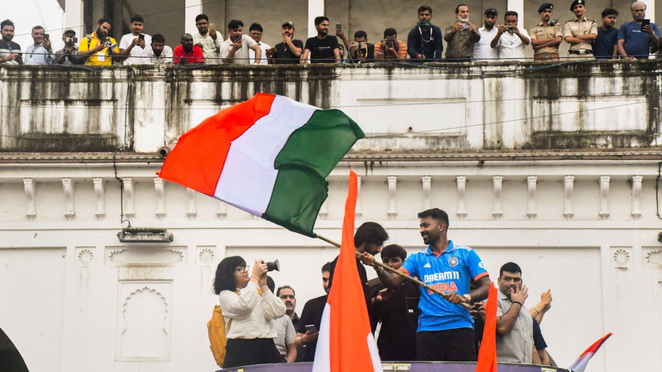 Buzz - Hardik Pandya, homecoming king | ESPNcricinfo