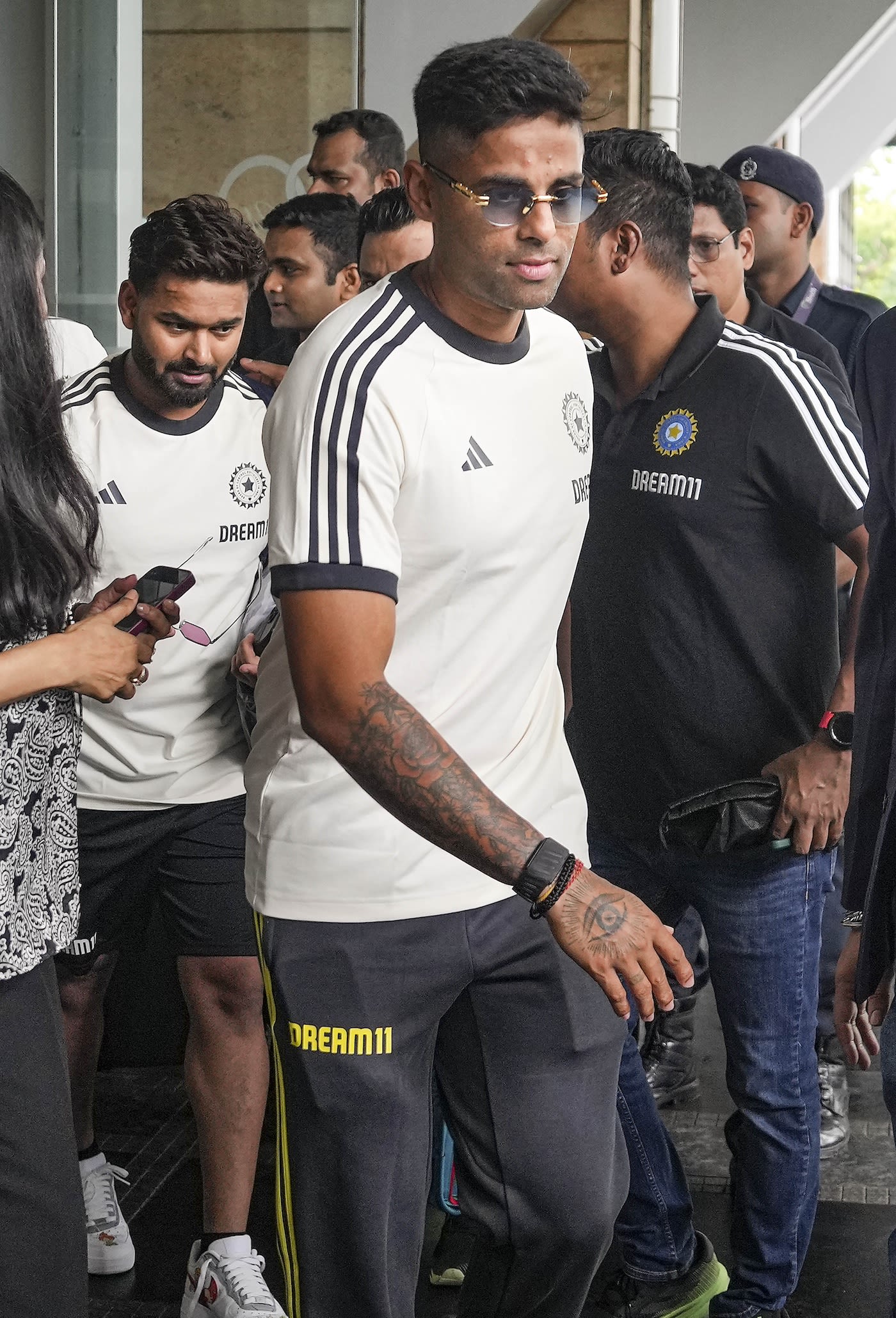 Suryakumar Yadav and Rishabh Pant make their way through the crowd | ESPNcricinfo.com