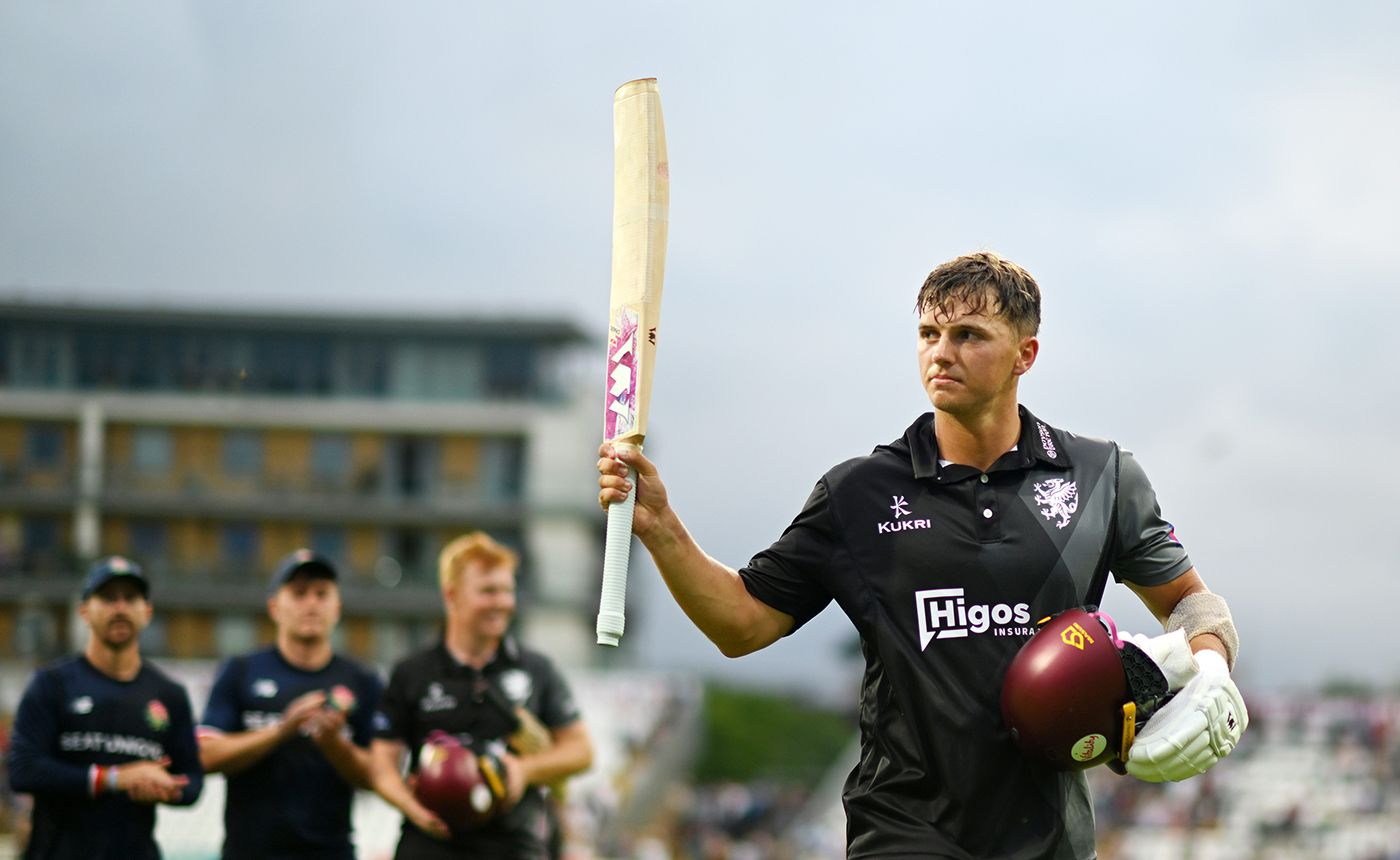 George Thomas' maiden hundred led Somerset to victory | ESPNcricinfo.com