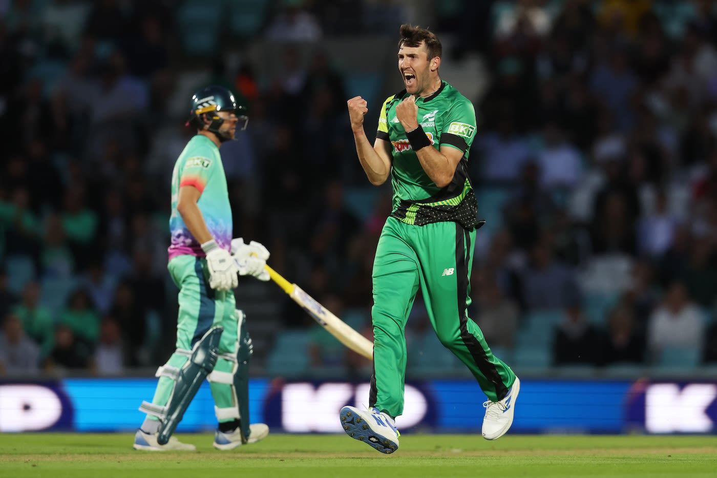 Craig Overton celebrates removing Will Jacks | ESPNcricinfo.com