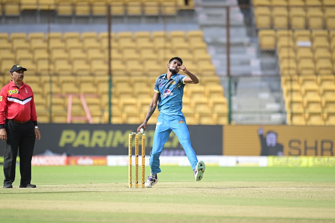 Abhishek Prabhakar's 3 for 22 dismantled Shivamogga Lions' lower middle order | ESPNcricinfo.com