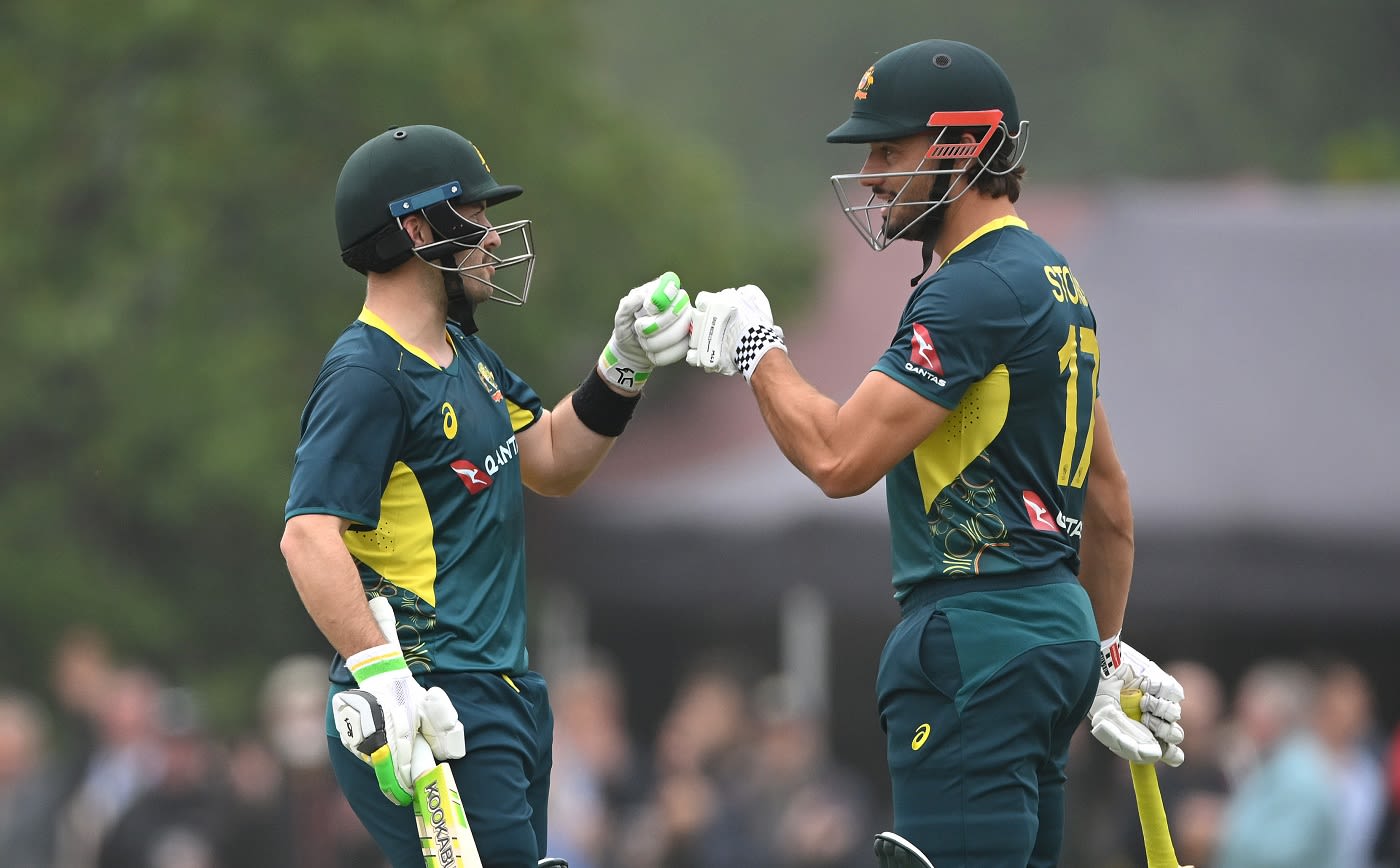 Josh Inglis celebrates his century with Marcus Stoinis | ESPNcricinfo.com