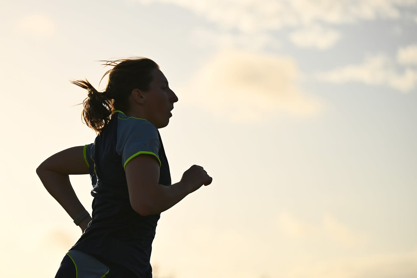 Darcie Brown warms up ahead of the opening match | ESPNcricinfo.com