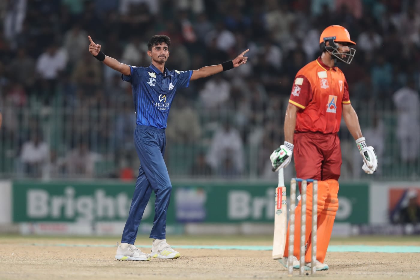 Ali Raza is pumped up after dismissing Shan Masood | ESPNcricinfo.com