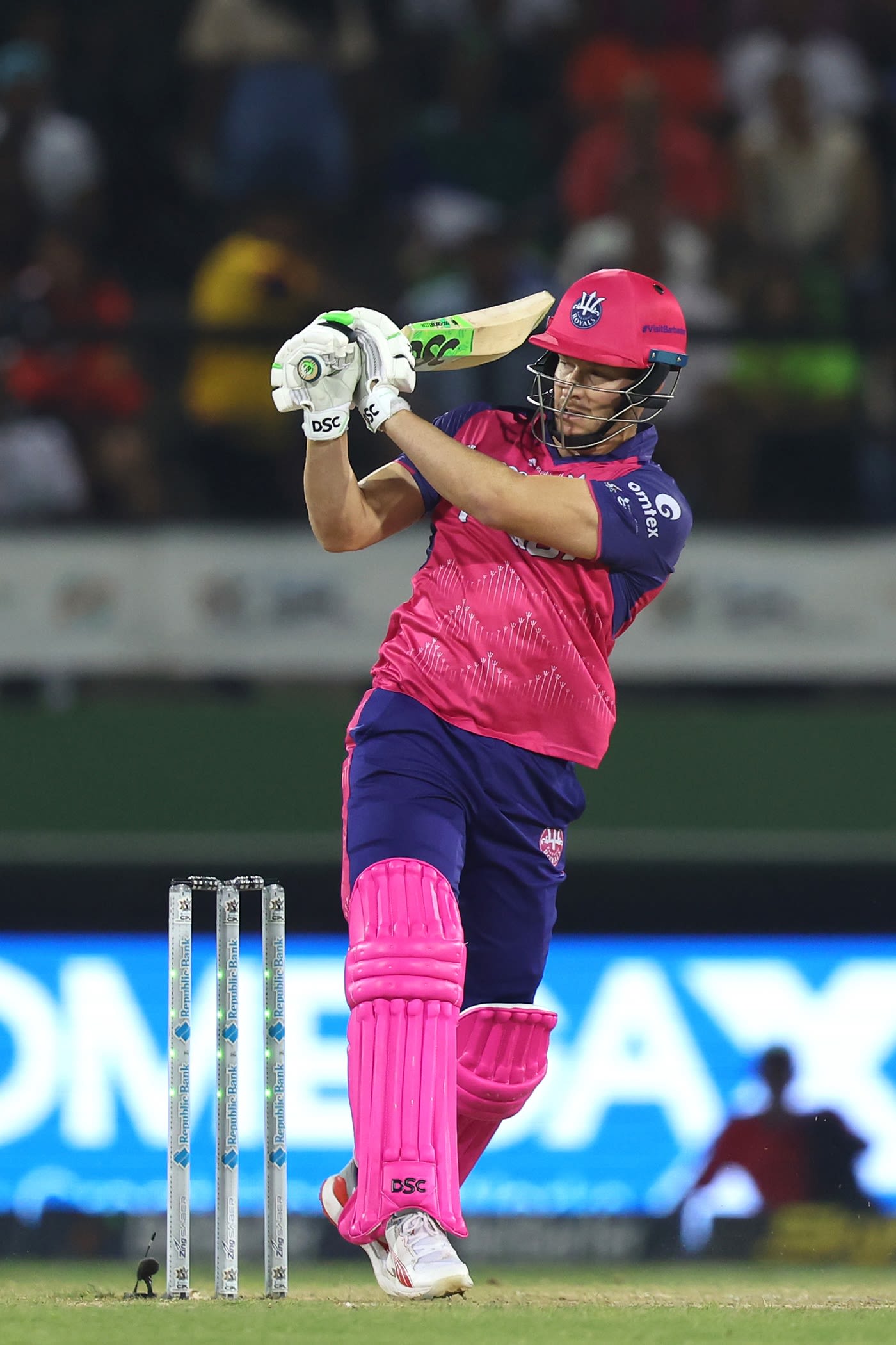 David Miller blazed away to a 17-ball fifty | ESPNcricinfo.com