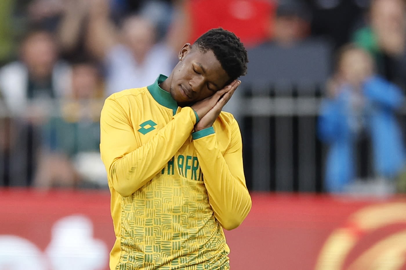 Nqabayomzi Peter celebrates a wicket | ESPNcricinfo.com