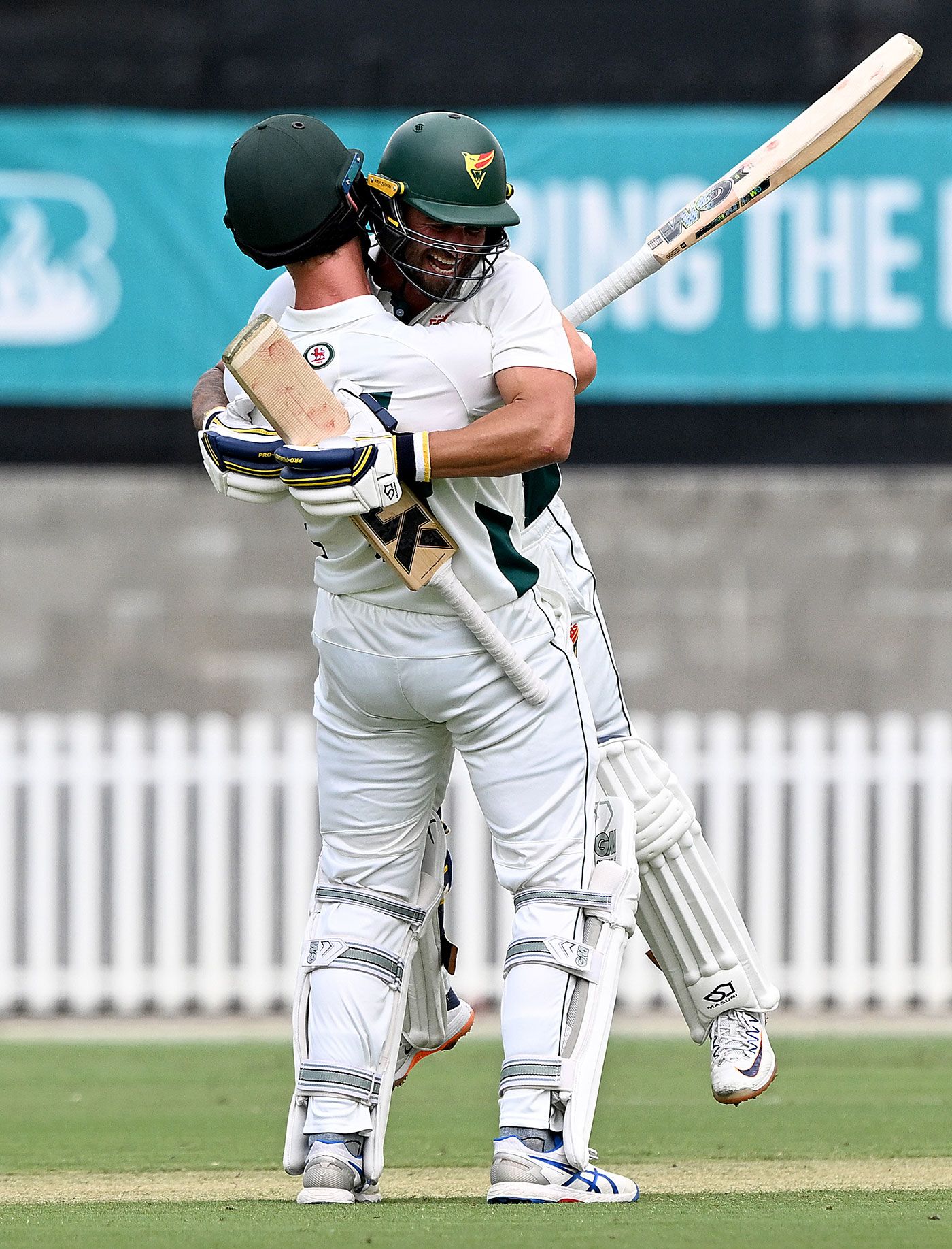 Jake Weatherald celebrates his century with Jordan Silk | ESPNcricinfo.com