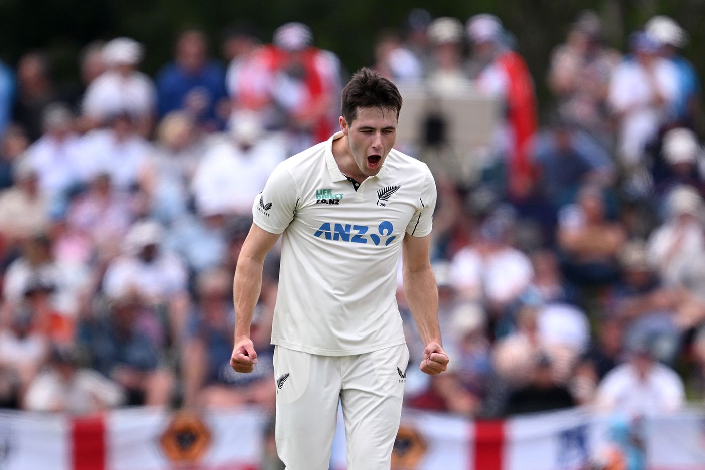 Will O'Rourke roars in celebration after having Ben Duckett caught ...
