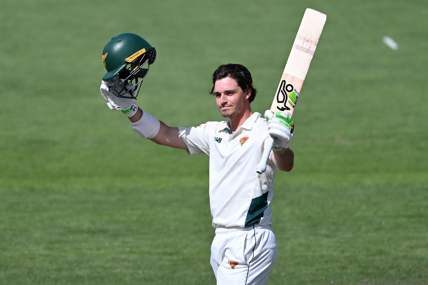 Tim Ward celebrates his second Shield century | ESPNcricinfo.com