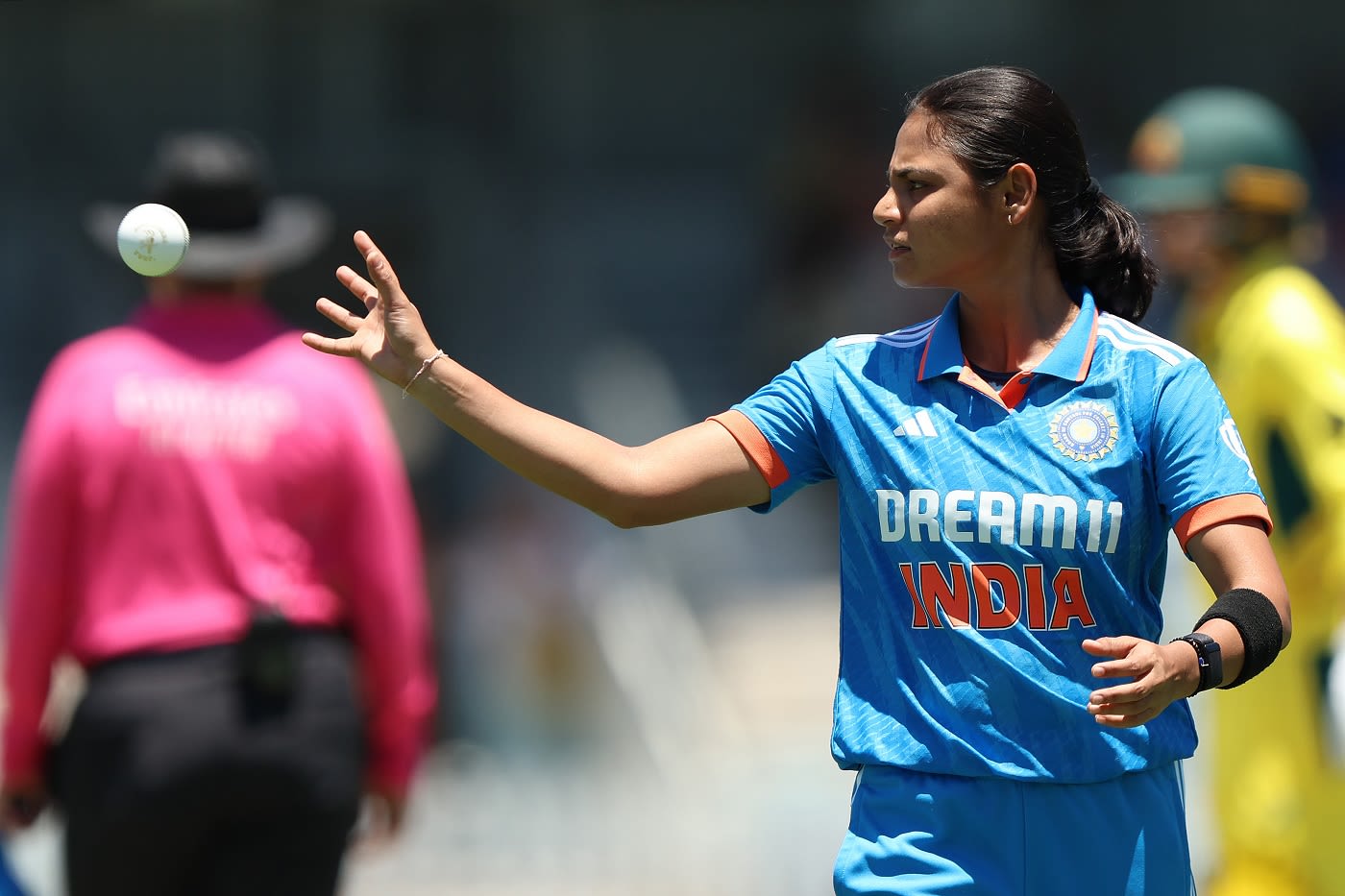 Saima Thakor took the second new ball | ESPNcricinfo.com