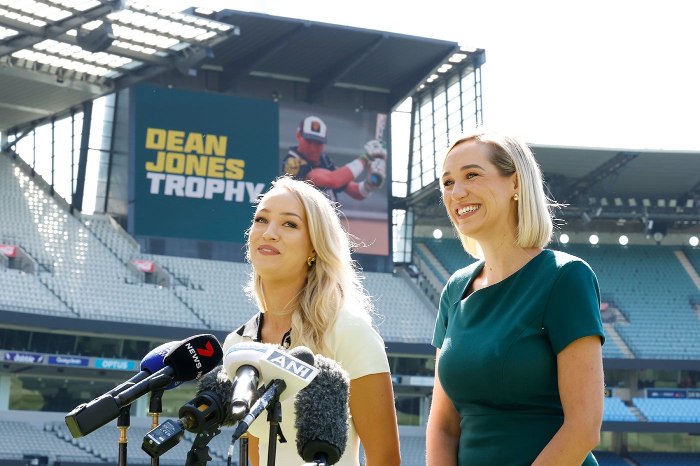 Augusta and Phoebe Jones speak at the unveiling of the Dean Jones ...