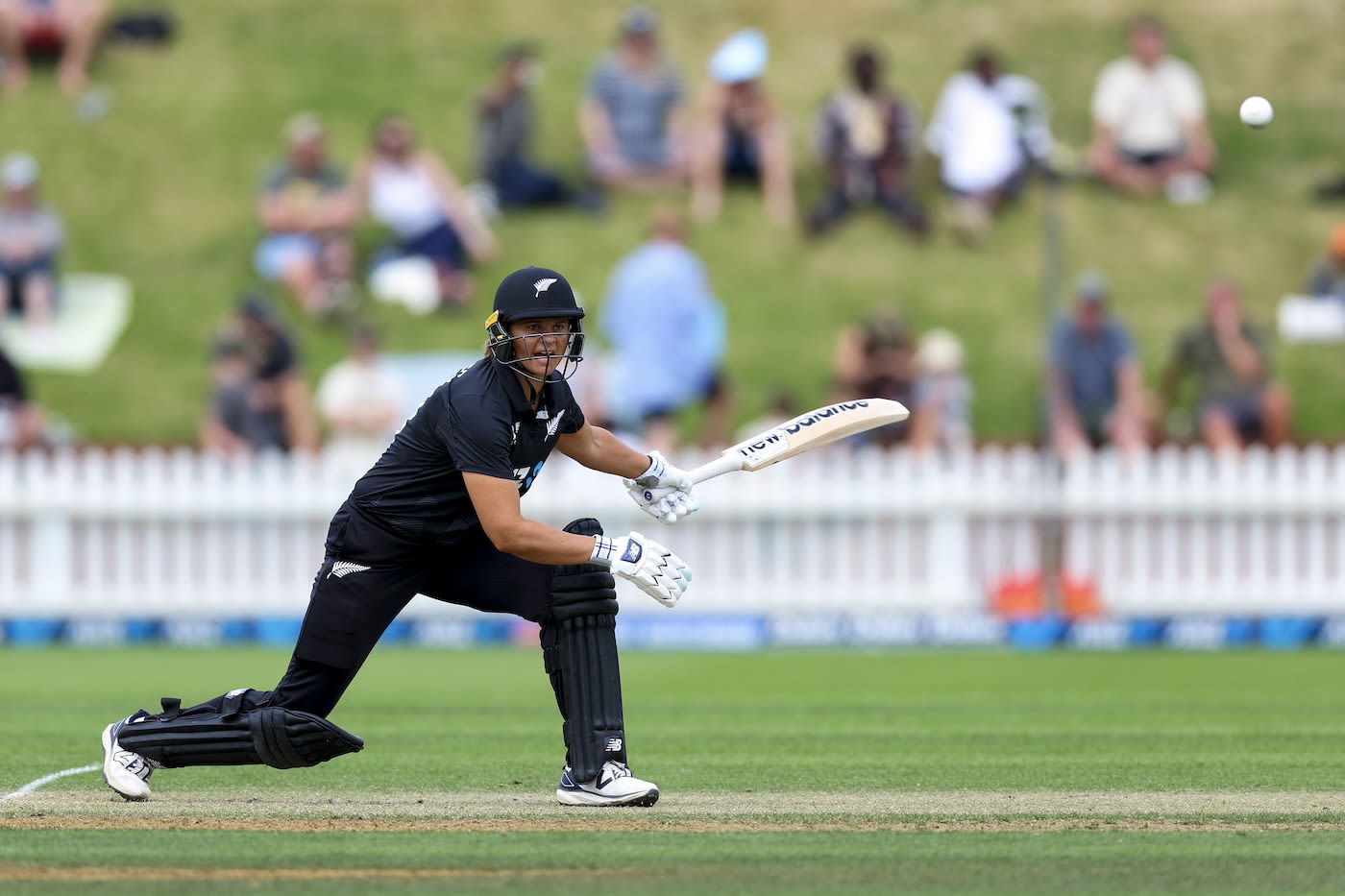 Suzie Bates kicked the chase off with a half-century | ESPNcricinfo.com