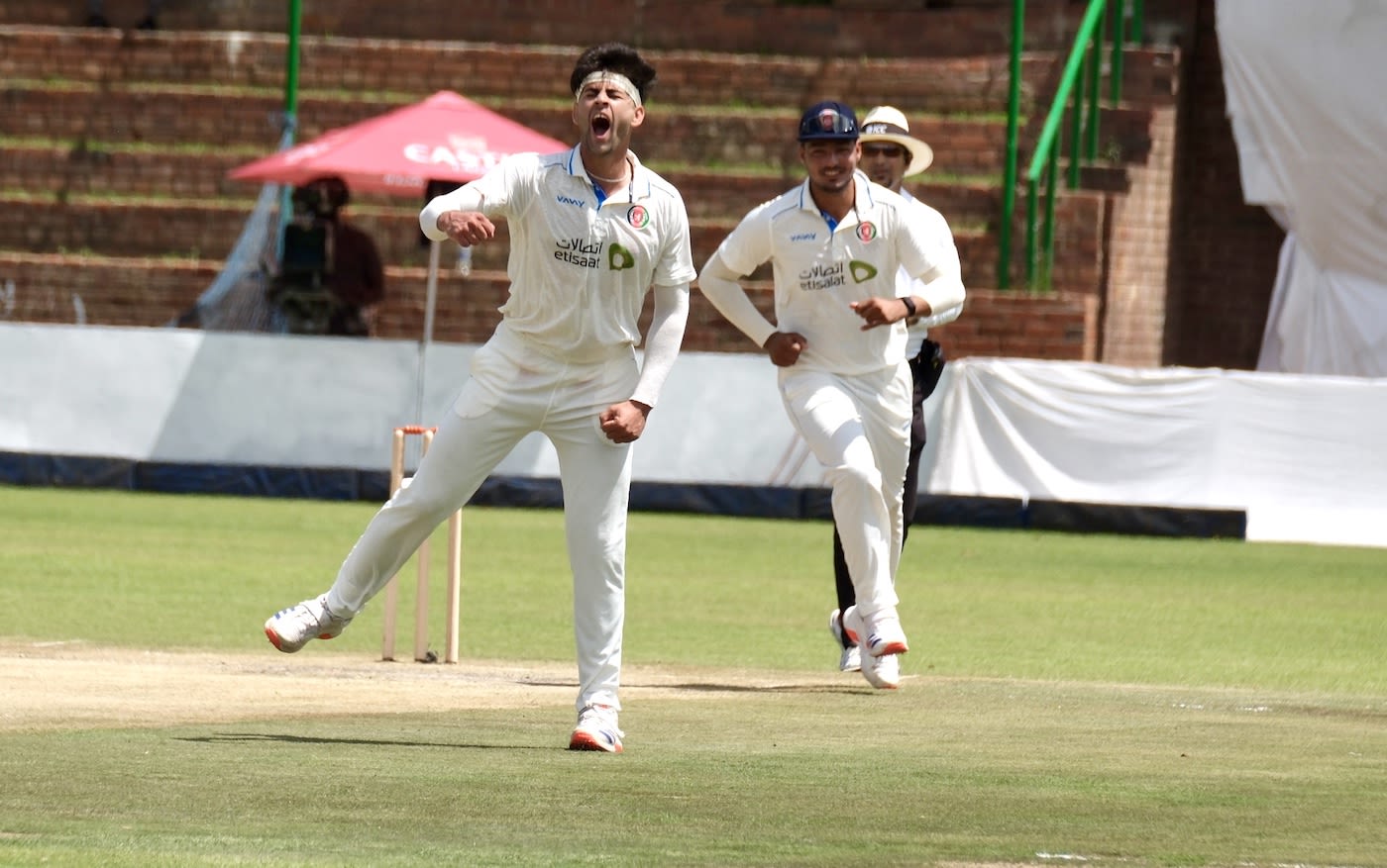 Naveed Zadran celebrates the wicket of Sean Williams | ESPNcricinfo.com