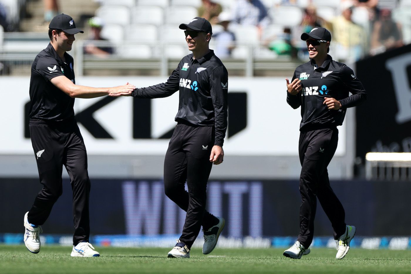 Michael Bracewell took the catch that dismissed Kusal Mendis ...