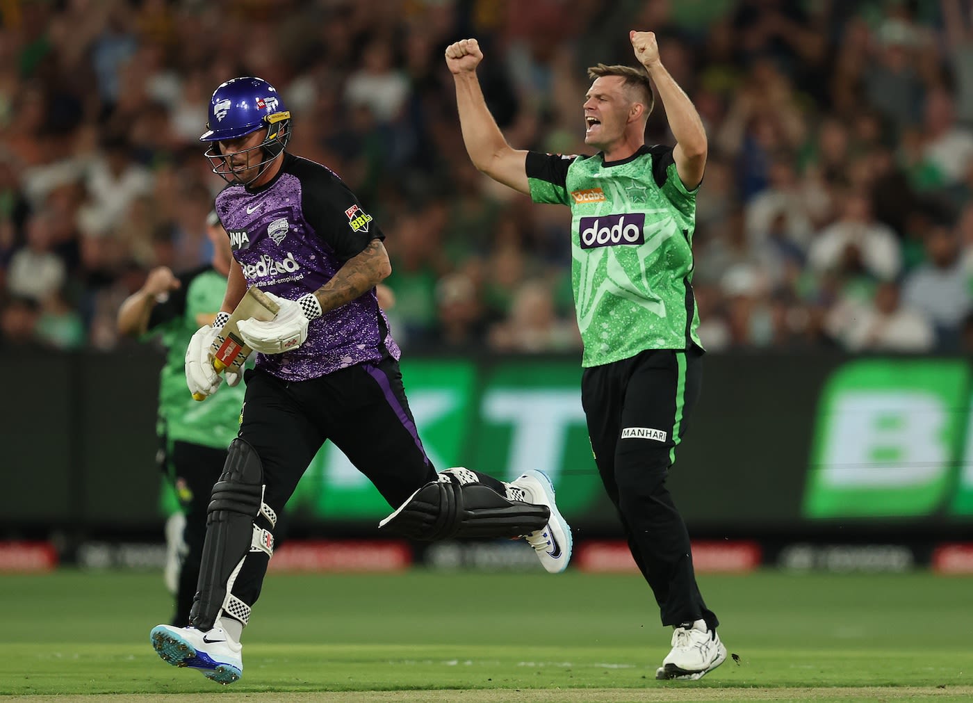 Mark Steketee took three wickets in his first two overs | ESPNcricinfo.com