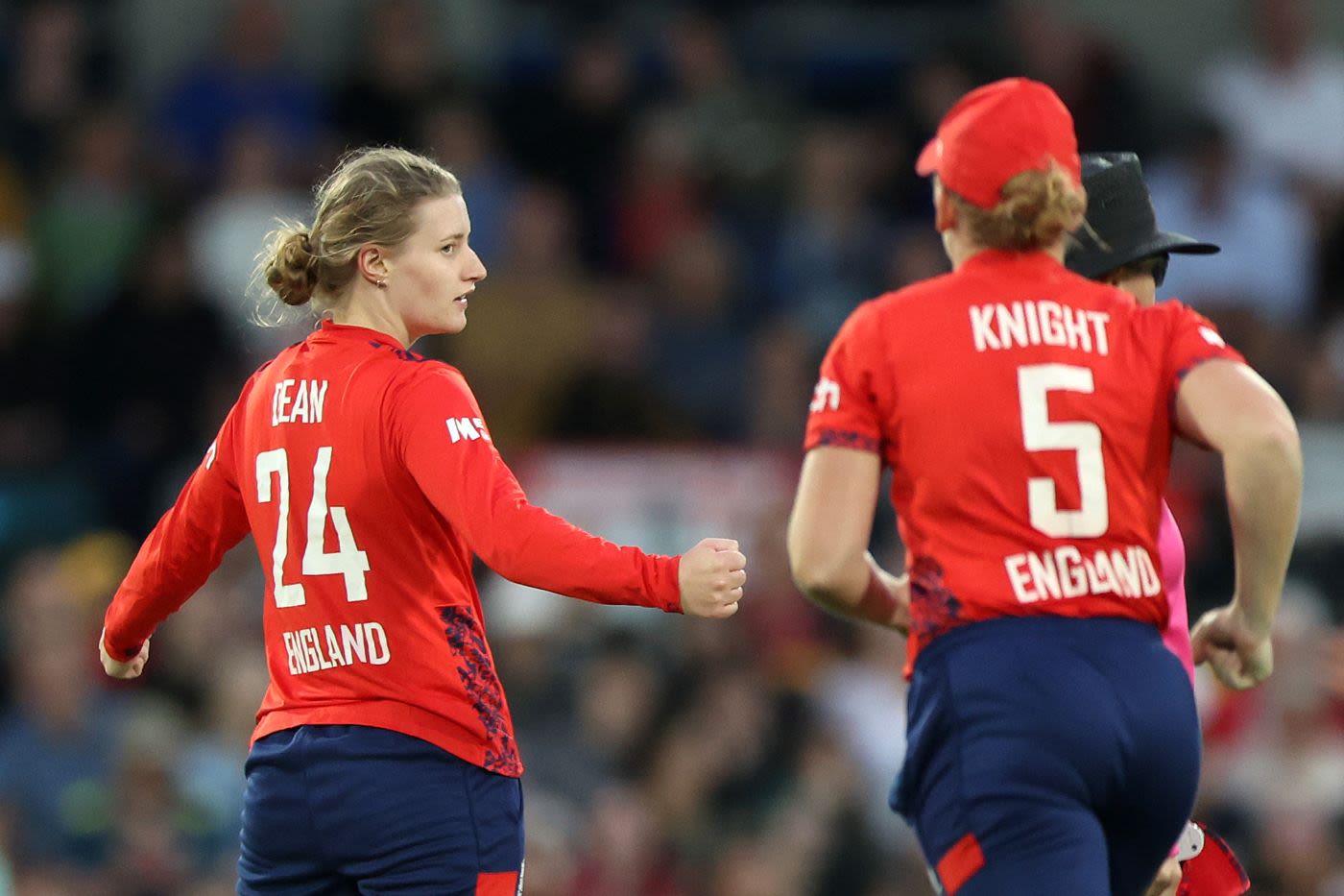 Charlie Dean took two wickets in an over | ESPNcricinfo.com