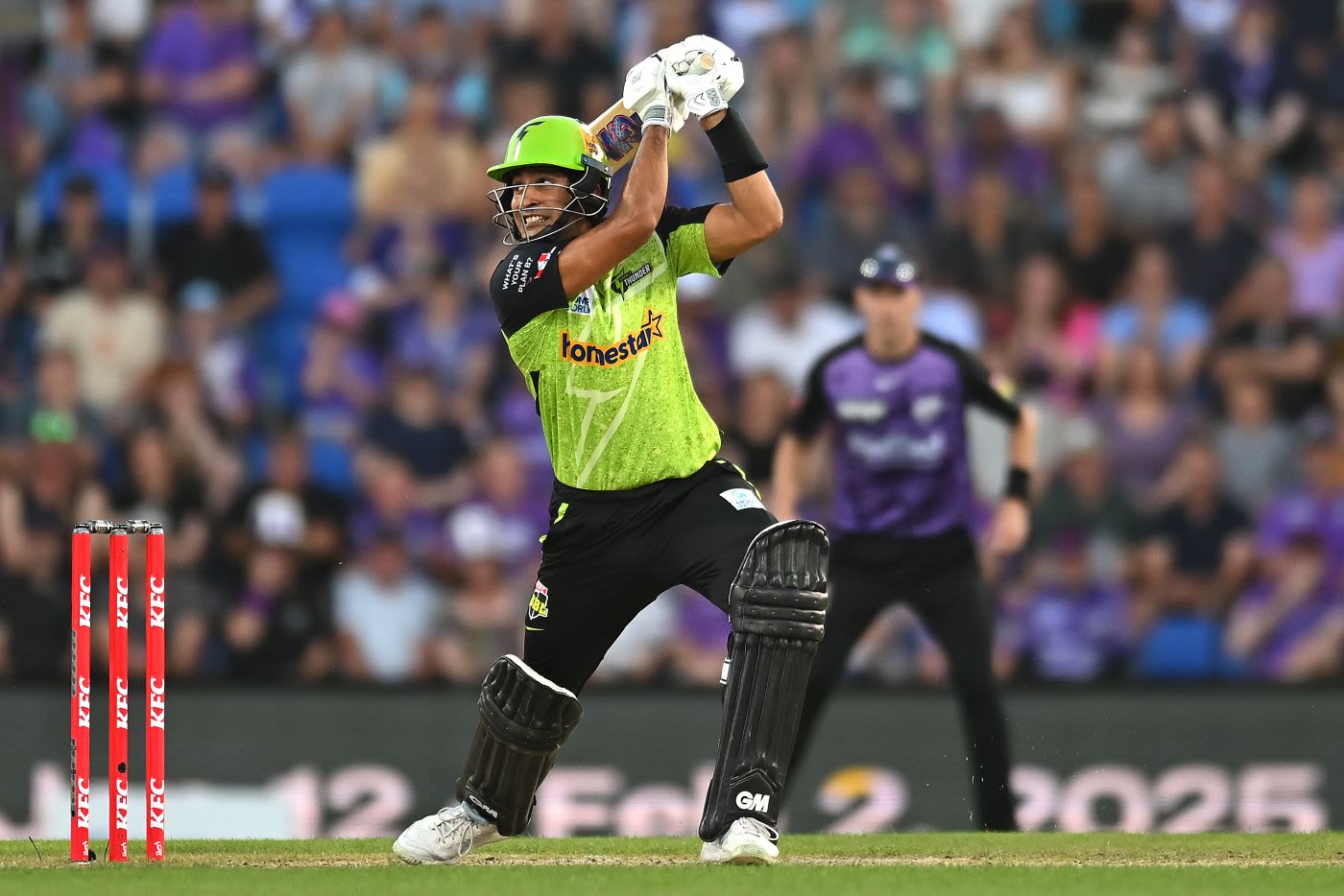 Jason Sangha square drives over the offside | ESPNcricinfo.com