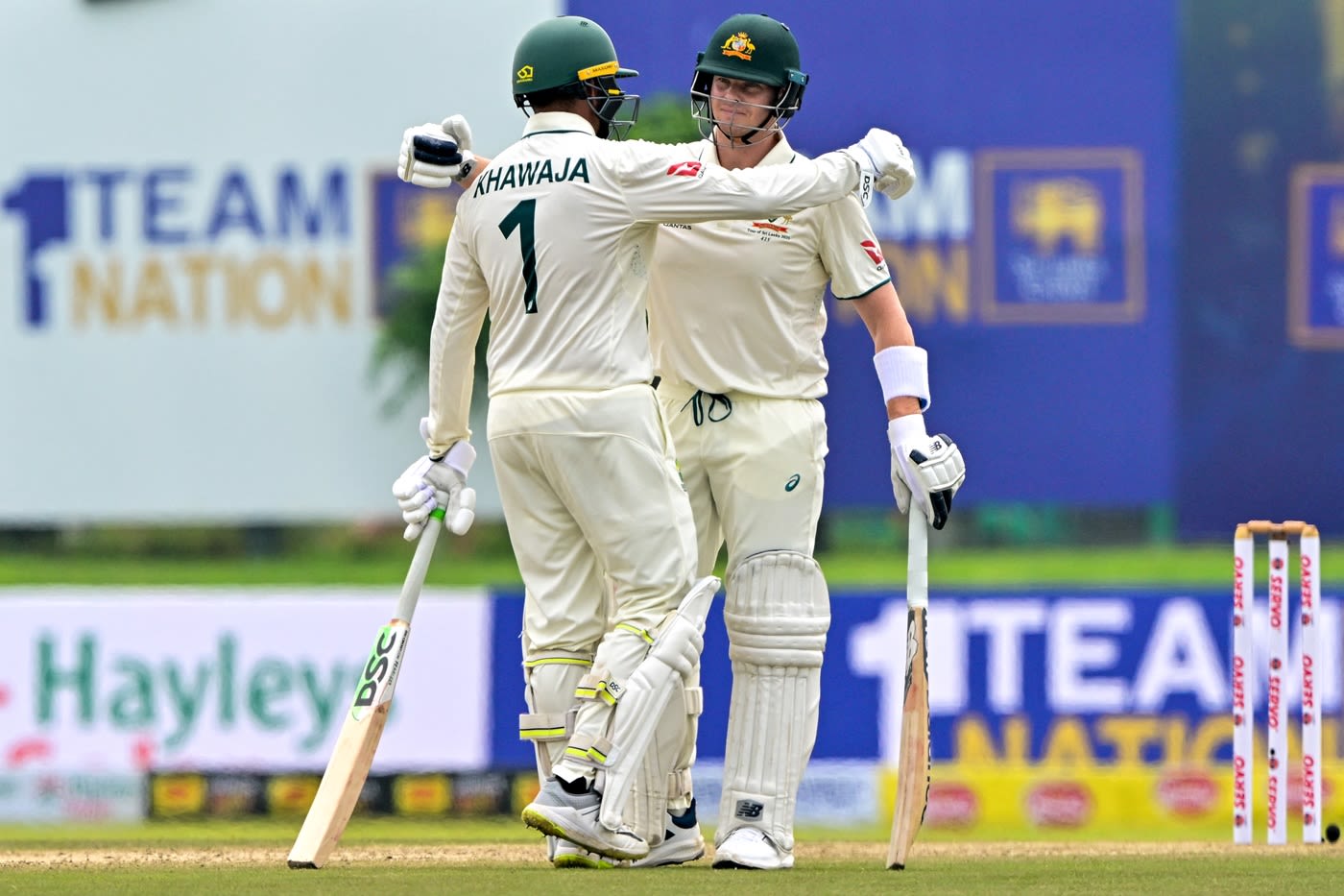Usman Khawaja congratulates Steven Smith on joining the 10,000-run club ...