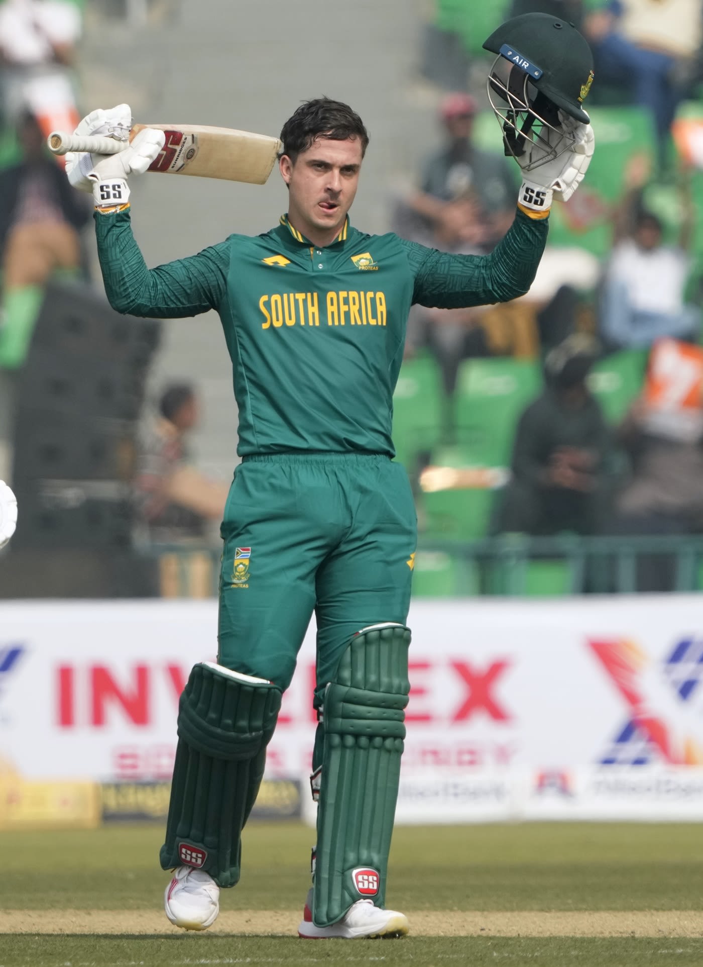 Matthew Breetzke broke records and New Zealand's attack in Lahore ...