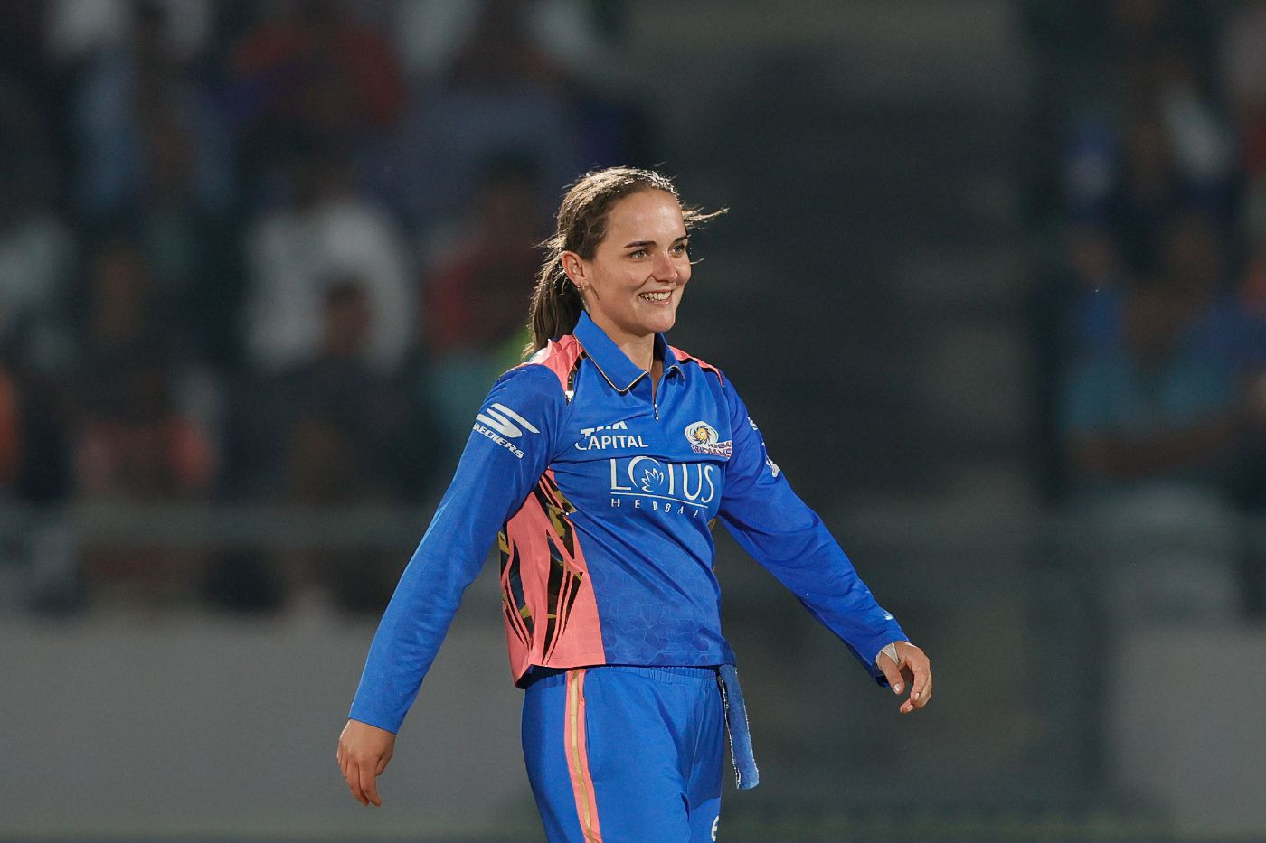 Amelia Kerr finished with figures of 4-0-22-2 | ESPNcricinfo.com