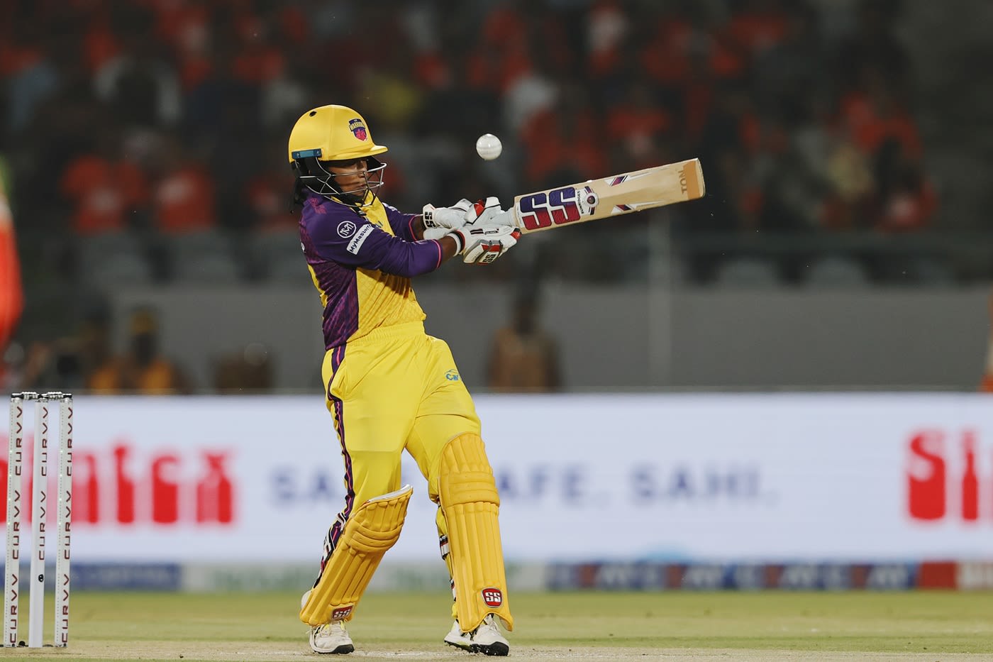 Vrinda Dinesh manages to pull one over short fine leg | ESPNcricinfo.com